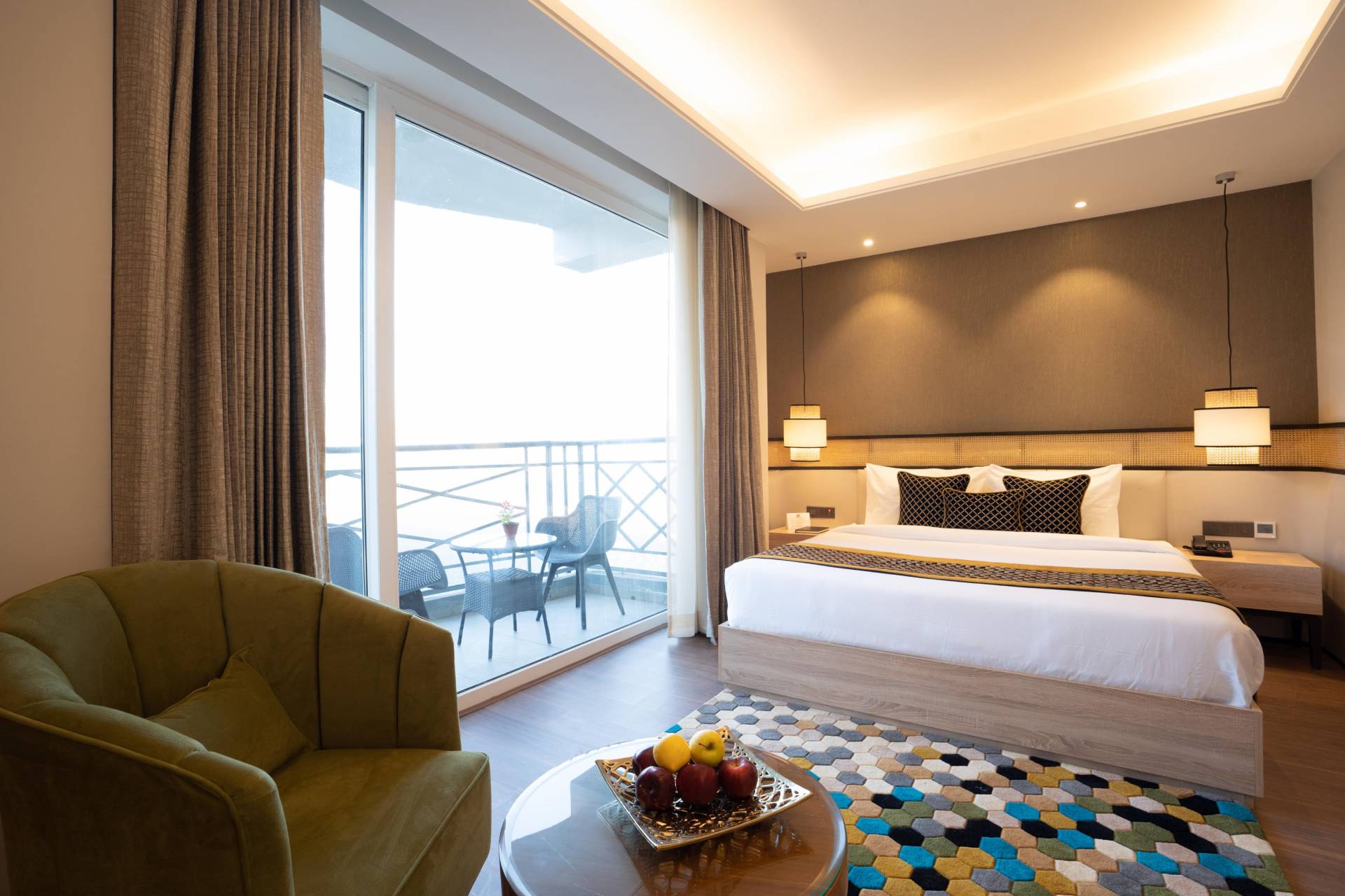 Panoramic Room with Balcony - Snow Valley Resorts